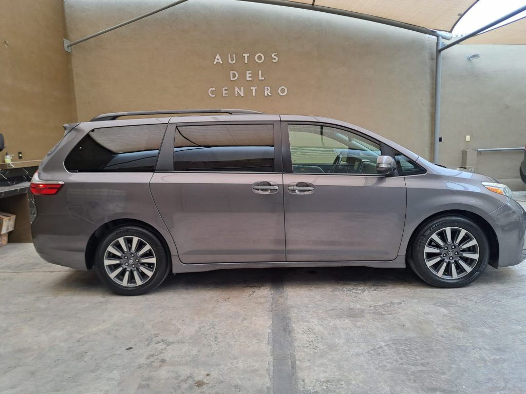 Autos del Centro